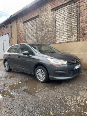 Pelēks Citroen C4 2013 Rīga, ar dzinēja tilpumu 1.60 L un nobraukumu 276 tūkst. km par 2450 €, foto 1 vietnē AUTOMOTO.COM.LV