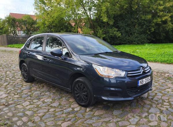 Pelēks Citroen C4 2014 Jelgava, ar dzinēja tilpumu 1.60 L un nobraukumu 0 tūkst. km par 3990 €, foto 4 vietnē AUTOMOTO.COM.LV