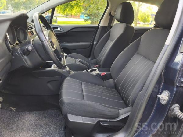 Pelēks Citroen C4 2014 Jelgava, ar dzinēja tilpumu 1.60 L un nobraukumu 0 tūkst. km par 3990 €, foto 9 vietnē AUTOMOTO.COM.LV