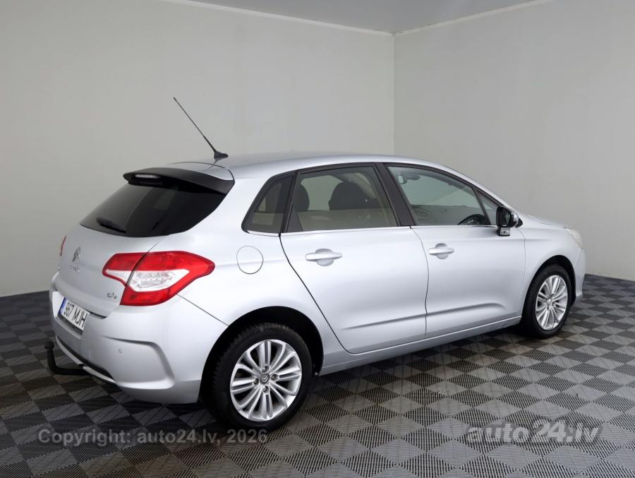 Grey Citroen C4 2014 in Tallinn, with an engine capacity of 1.60 L and mileage of 186 thousand km for 2999 €, photo 4 on AUTOMOTO.COM.LV