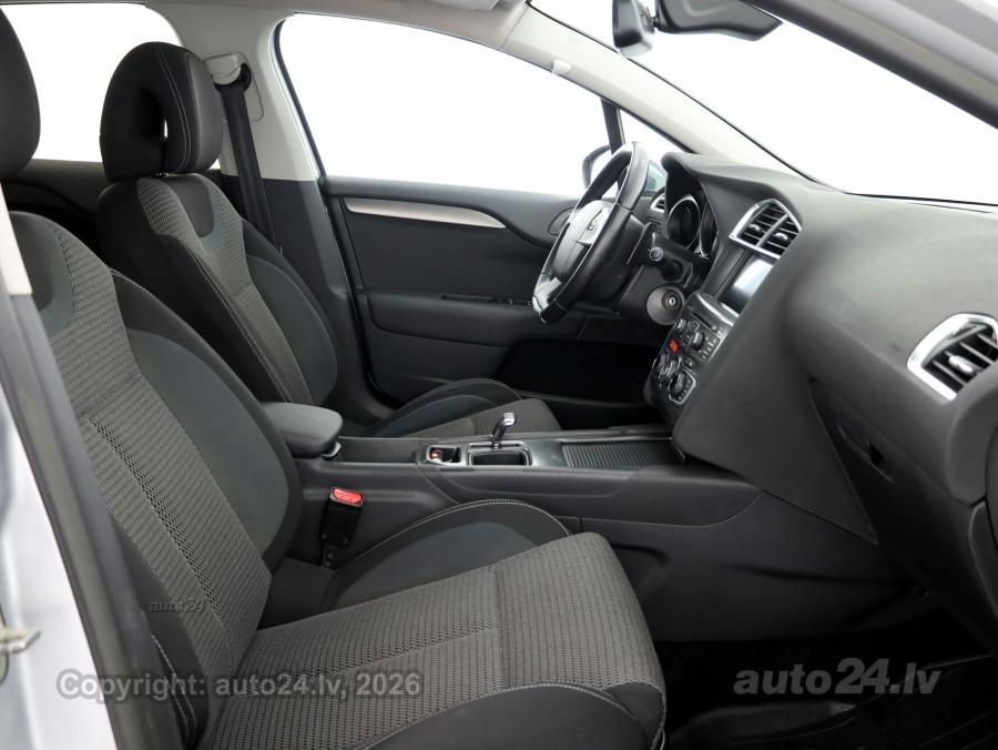 Grey Citroen C4 2014 in Tallinn, with an engine capacity of 1.60 L and mileage of 186 thousand km for 2999 €, photo 7 on AUTOMOTO.COM.LV