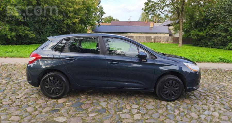 Grey Citroen C4 2014 in Jelgava, with an engine capacity of 1.60 L and mileage of 0 thousand km for 2990 €, photo 8 on AUTOMOTO.COM.LV