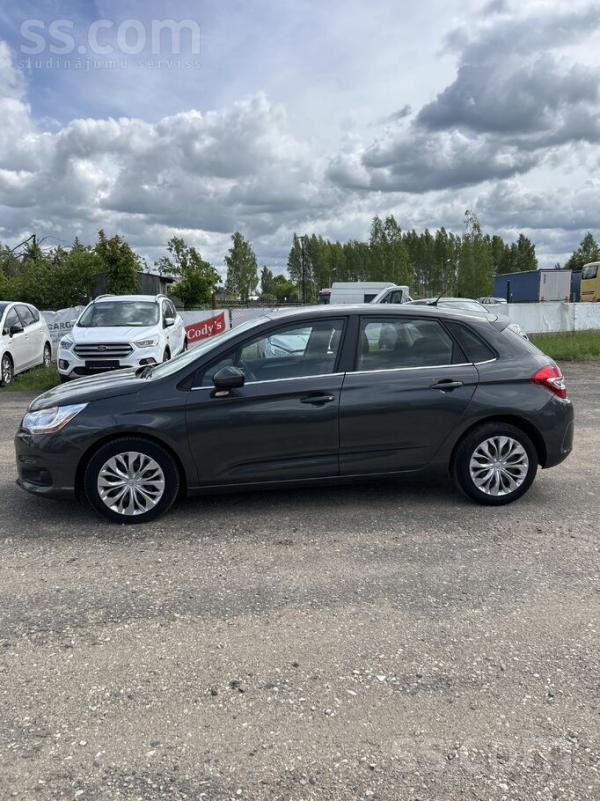 Grey Citroen C4 2014 in Daugavpils, with an engine capacity of 1.60 L and mileage of 205 thousand km for 5300 €, photo 3 on AUTOMOTO.COM.LV