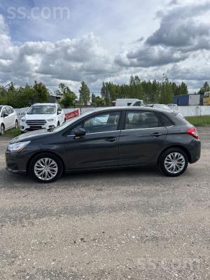 Grey Citroen C4 2014 in Daugavpils, with an engine capacity of 1.60 L and mileage of 205 thousand km for 5300 €, photo 4 on AUTOMOTO.COM.LV