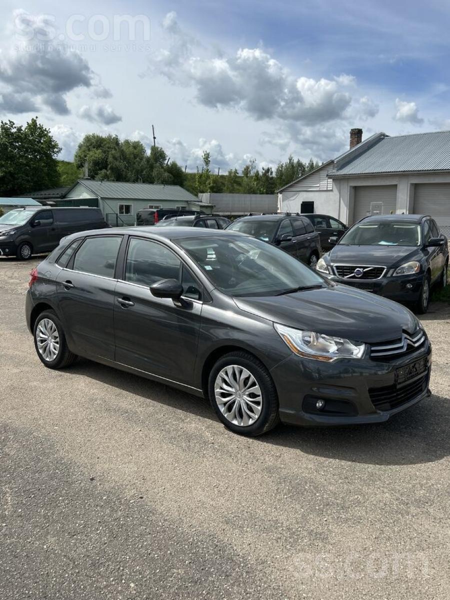 Grey Citroen C4 2014 in Daugavpils, with an engine capacity of 1.60 L and mileage of 205 thousand km for 5300 €, photo 8 on AUTOMOTO.COM.LV