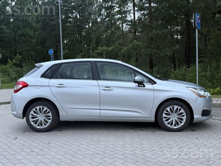 Pelēks Citroen C4 2014 Liepāja, ar dzinēja tilpumu 1.60 L un nobraukumu 181 tūkst. km par 4800 €, foto 6 vietnē AUTOMOTO.COM.LV
