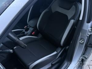 Pelēks Citroen C4 2014 Liepāja, ar dzinēja tilpumu 1.60 L un nobraukumu 181 tūkst. km par 4800 €, foto 17 vietnē AUTOMOTO.COM.LV