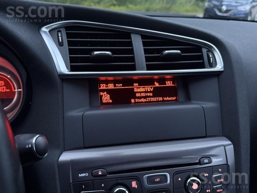 Pelēks Citroen C4 2014 Liepāja, ar dzinēja tilpumu 1.60 L un nobraukumu 181 tūkst. km par 4800 €, foto 20 vietnē AUTOMOTO.COM.LV