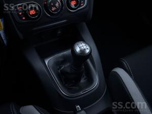 Pelēks Citroen C4 2014 Liepāja, ar dzinēja tilpumu 1.60 L un nobraukumu 181 tūkst. km par 4800 €, foto 21 vietnē AUTOMOTO.COM.LV