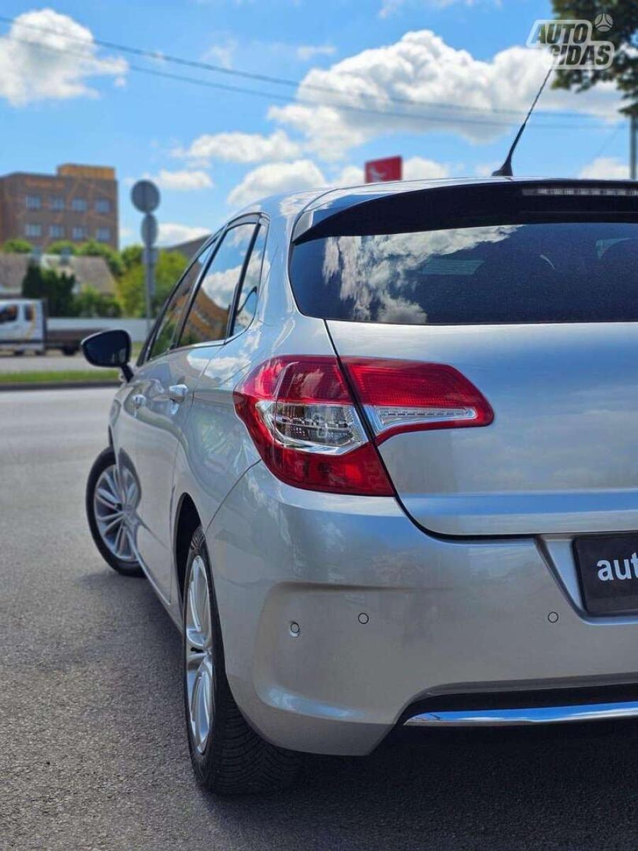 Pelēks Citroen C4 2014 Šauļi, ar dzinēja tilpumu 1.60 L un nobraukumu 74 tūkst. km par 6350 €, foto 7 vietnē AUTOMOTO.COM.LV