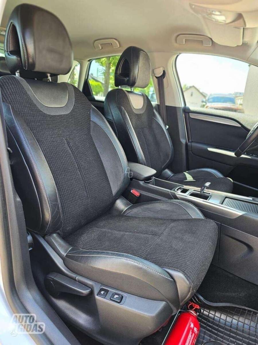 Pelēks Citroen C4 2014 Šauļi, ar dzinēja tilpumu 1.60 L un nobraukumu 74 tūkst. km par 6350 €, foto 24 vietnē AUTOMOTO.COM.LV