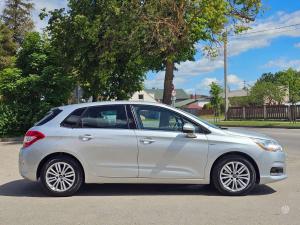 Grey Citroen C4 2014 in Siauliai, with an engine capacity of 1.60 L and mileage of 74 thousand km for 6350 €, photo 8 on AUTOMOTO.COM.LV