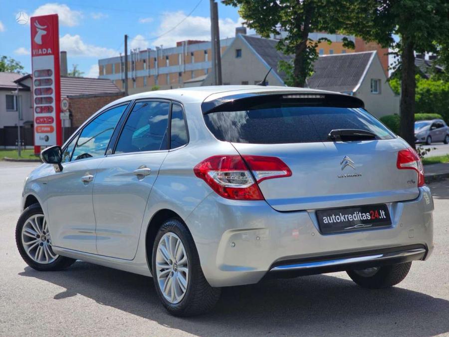 Grey Citroen C4 2014 in Siauliai, with an engine capacity of 1.60 L and mileage of 74 thousand km for 6350 €, photo 10 on AUTOMOTO.COM.LV