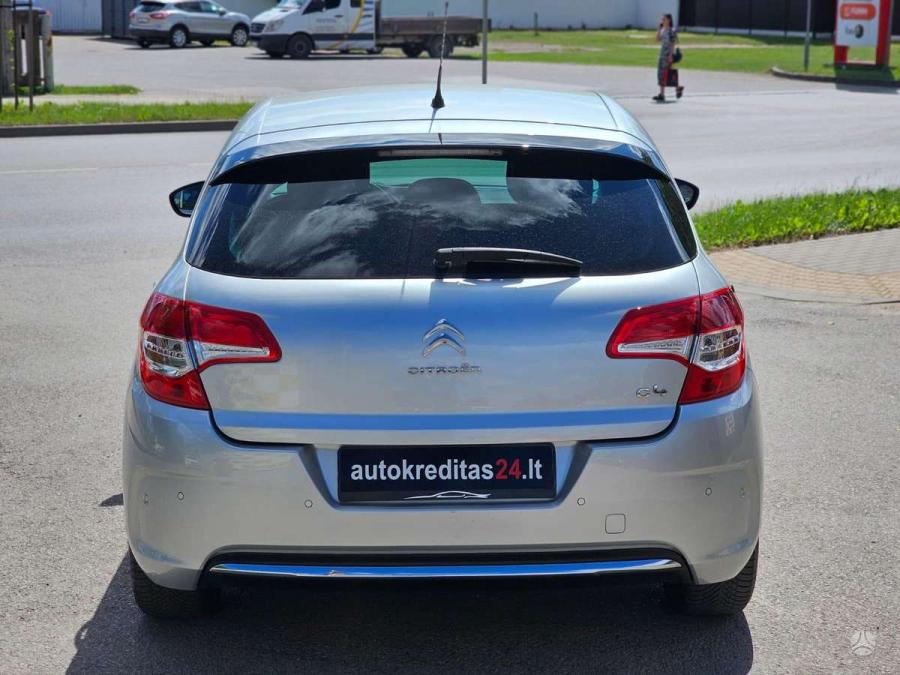 Grey Citroen C4 2014 in Siauliai, with an engine capacity of 1.60 L and mileage of 74 thousand km for 6350 €, photo 13 on AUTOMOTO.COM.LV
