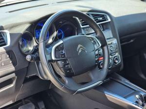 Grey Citroen C4 2014 in Siauliai, with an engine capacity of 1.60 L and mileage of 74 thousand km for 6350 €, photo 25 on AUTOMOTO.COM.LV