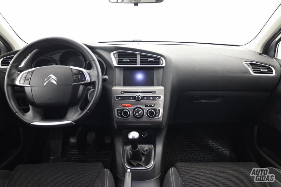 Pelēks Citroen C4 2015 Tallina, ar dzinēja tilpumu 1.20 L un nobraukumu 232 tūkst. km par 2299 €, foto 5 vietnē AUTOMOTO.COM.LV