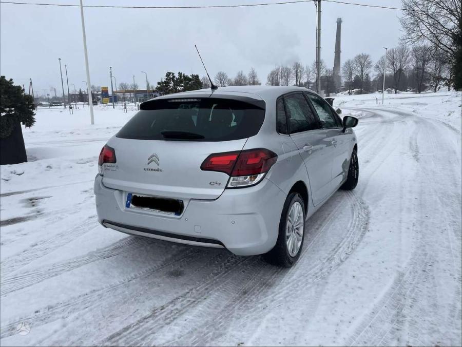 Grey Citroen C4 2015 in Taurage, with an engine capacity of 1.60 L and mileage of 172 thousand km for 3600 €, photo 4 on AUTOMOTO.COM.LV