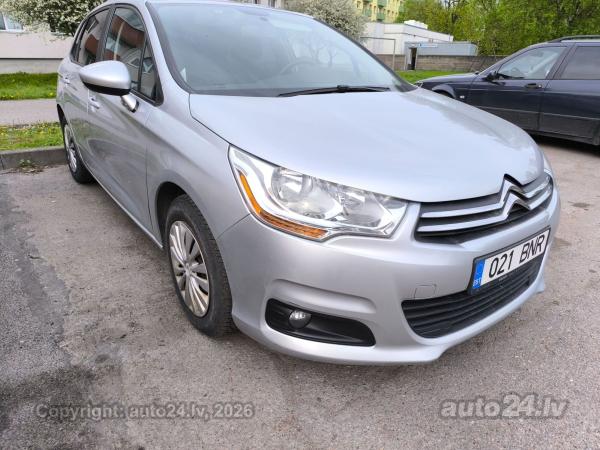 Pelēks Citroen C4 2015 Tallina, ar dzinēja tilpumu 1.60 L un nobraukumu 220 tūkst. km par 3900 €, foto 2 vietnē AUTOMOTO.COM.LV