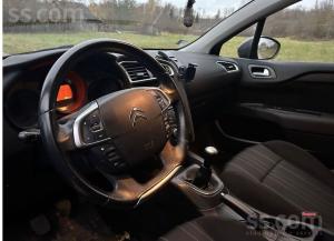 Grey Citroen C4 2015 in Riga, with an engine capacity of 1.60 L and mileage of 275 thousand km for 3700 €, photo 6 on AUTOMOTO.COM.LV