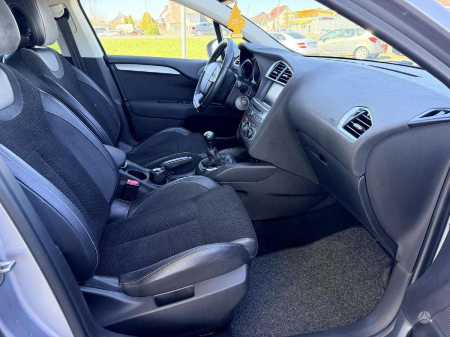 Pelēks Citroen C4 2015 Tauragė, ar dzinēja tilpumu 1.56 L un nobraukumu 190 tūkst. km par 4499 €, foto 31 vietnē AUTOMOTO.COM.LV