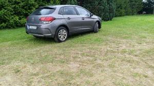Pelēks Citroen C4 2015 Viļņa, ar dzinēja tilpumu 1.56 L un nobraukumu 326 tūkst. km par 4200 €, foto 4 vietnē AUTOMOTO.COM.LV