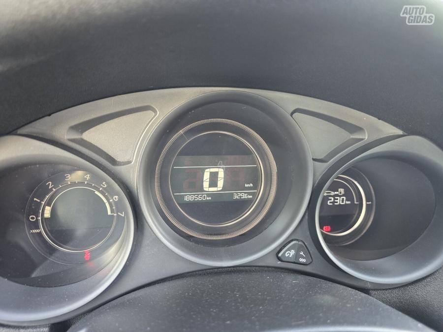 Pelēks Citroen C4 2015 Kauņa, ar dzinēja tilpumu 1.60 L un nobraukumu 188 tūkst. km par 4700 €, foto 19 vietnē AUTOMOTO.COM.LV