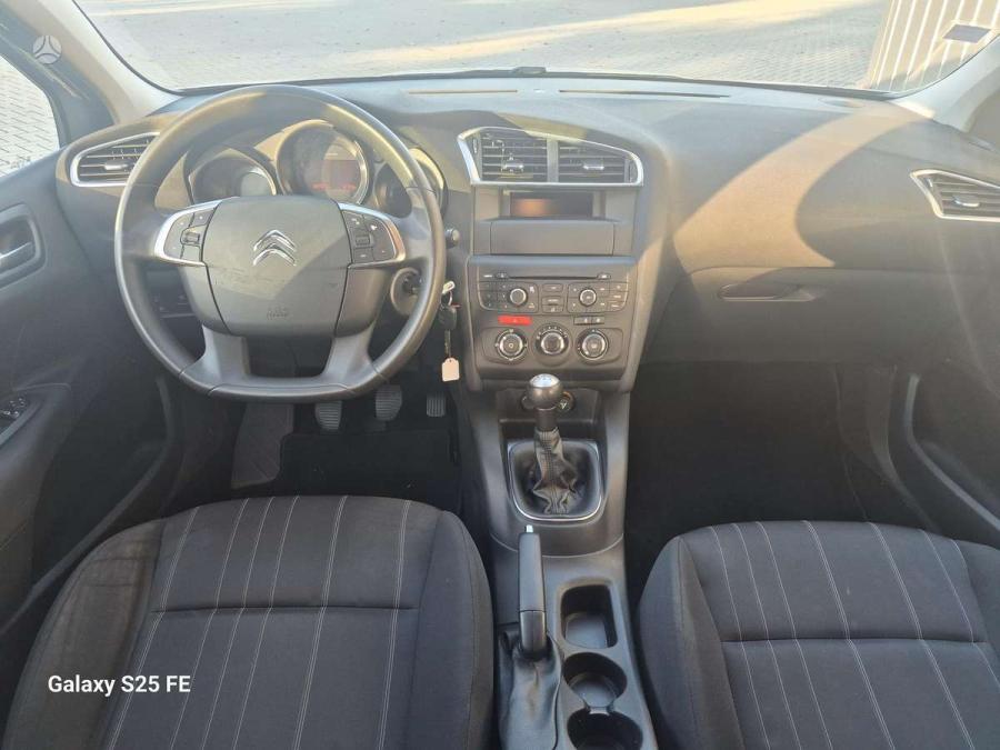 Grey Citroen C4 2015 in Taurage, with an engine capacity of 1.56 L and mileage of 152 thousand km for 3300 €, photo 10 on AUTOMOTO.COM.LV