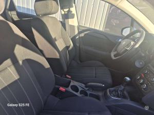 Grey Citroen C4 2015 in Taurage, with an engine capacity of 1.56 L and mileage of 152 thousand km for 3300 €, photo 14 on AUTOMOTO.COM.LV
