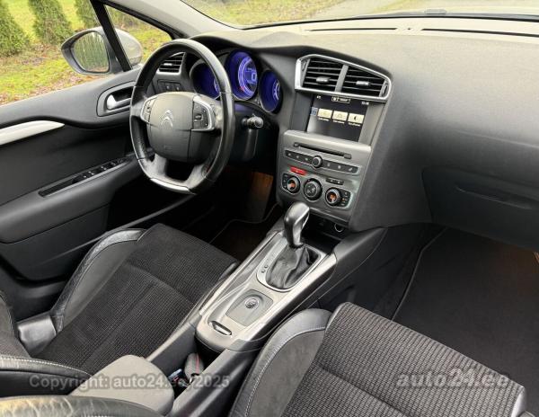 Pelēks Citroen C4 2016 Tallina, ar dzinēja tilpumu 1.20 L un nobraukumu 145 tūkst. km par 6000 €, foto 11 vietnē AUTOMOTO.COM.LV