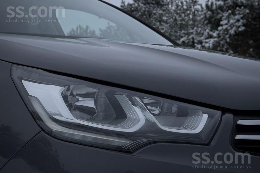 Pelēks Citroen C4 2016 Daugavpils, ar dzinēja tilpumu 1.60 L un nobraukumu 256 tūkst. km par 6350 €, foto 5 vietnē AUTOMOTO.COM.LV