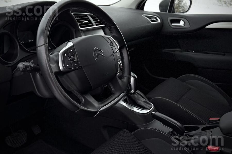 Pelēks Citroen C4 2016 Daugavpils, ar dzinēja tilpumu 1.60 L un nobraukumu 256 tūkst. km par 6350 €, foto 6 vietnē AUTOMOTO.COM.LV