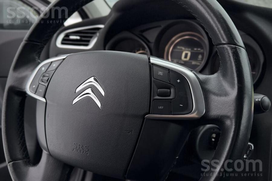 Pelēks Citroen C4 2016 Daugavpils, ar dzinēja tilpumu 1.60 L un nobraukumu 256 tūkst. km par 6350 €, foto 7 vietnē AUTOMOTO.COM.LV