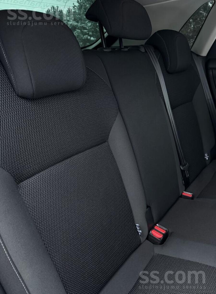 Pelēks Citroen C4 2016 Daugavpils, ar dzinēja tilpumu 1.60 L un nobraukumu 256 tūkst. km par 6350 €, foto 14 vietnē AUTOMOTO.COM.LV