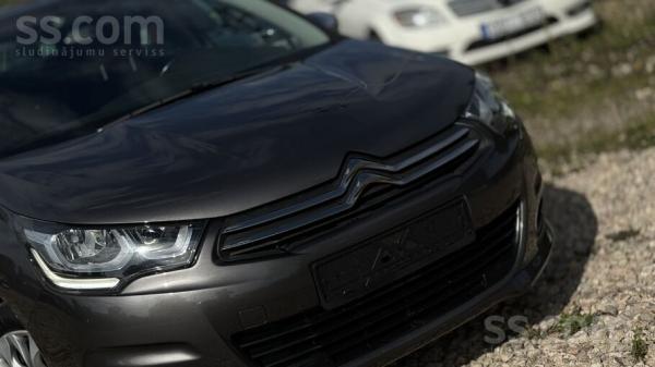 Pelēks Citroen C4 2016 Jelgava, ar dzinēja tilpumu 1.20 L un nobraukumu 103 tūkst. km par 6290 €, foto 6 vietnē AUTOMOTO.COM.LV