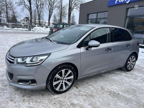 Pelēks Citroen C4 2017 Tauragė, ar dzinēja tilpumu 1.20 L un nobraukumu 104 tūkst. km par 4450 €, foto 2 vietnē AUTOMOTO.COM.LV