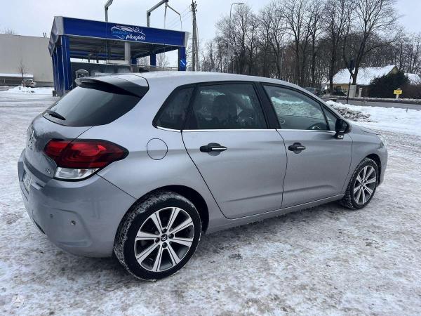 Pelēks Citroen C4 2017 Klaipėda, ar dzinēja tilpumu 1.20 L un nobraukumu 103 tūkst. km par 4400 €, foto 4 vietnē AUTOMOTO.COM.LV