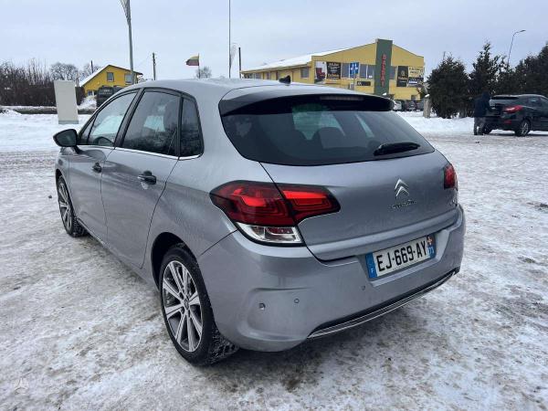 Pelēks Citroen C4 2017 Klaipėda, ar dzinēja tilpumu 1.20 L un nobraukumu 103 tūkst. km par 4400 €, foto 8 vietnē AUTOMOTO.COM.LV
