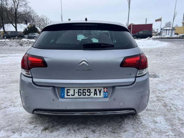 Pelēks Citroen C4 2017 Klaipėda, ar dzinēja tilpumu 1.20 L un nobraukumu 103 tūkst. km par 4400 €, foto 9 vietnē AUTOMOTO.COM.LV