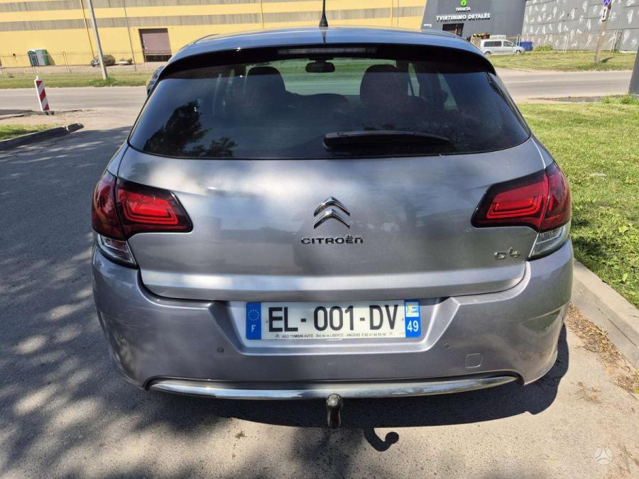 Pelēks Citroen C4 2017 Kauņa, ar dzinēja tilpumu 1.20 L un nobraukumu 145 tūkst. km par 4500 €, foto 7 vietnē AUTOMOTO.COM.LV