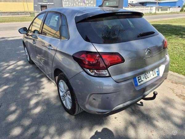Grey Citroen C4 2017 in Kaunas, with an engine capacity of 1.20 L and mileage of 145 thousand km for 4500 €, photo 7 on AUTOMOTO.COM.LV