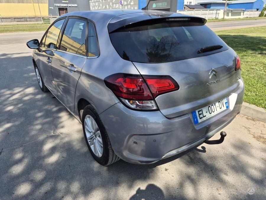 Pelēks Citroen C4 2017 Kauņa, ar dzinēja tilpumu 1.20 L un nobraukumu 145 tūkst. km par 4500 €, foto 8 vietnē AUTOMOTO.COM.LV