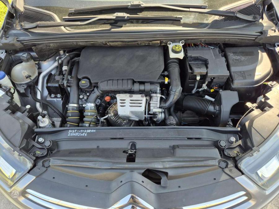 Pelēks Citroen C4 2017 Kauņa, ar dzinēja tilpumu 1.20 L un nobraukumu 145 tūkst. km par 4500 €, foto 9 vietnē AUTOMOTO.COM.LV