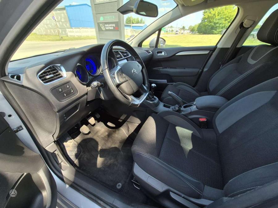 Pelēks Citroen C4 2017 Kauņa, ar dzinēja tilpumu 1.20 L un nobraukumu 145 tūkst. km par 4500 €, foto 11 vietnē AUTOMOTO.COM.LV