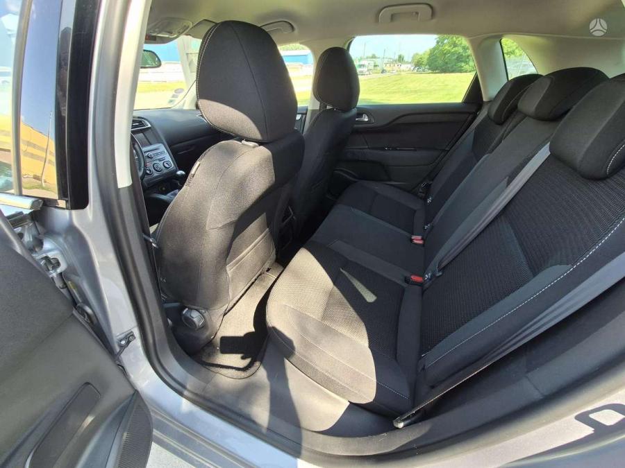 Pelēks Citroen C4 2017 Kauņa, ar dzinēja tilpumu 1.20 L un nobraukumu 145 tūkst. km par 4500 €, foto 12 vietnē AUTOMOTO.COM.LV