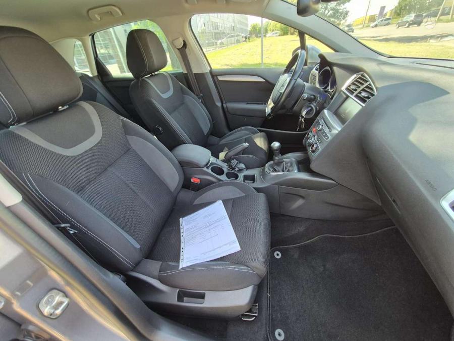 Pelēks Citroen C4 2017 Kauņa, ar dzinēja tilpumu 1.20 L un nobraukumu 145 tūkst. km par 4500 €, foto 17 vietnē AUTOMOTO.COM.LV