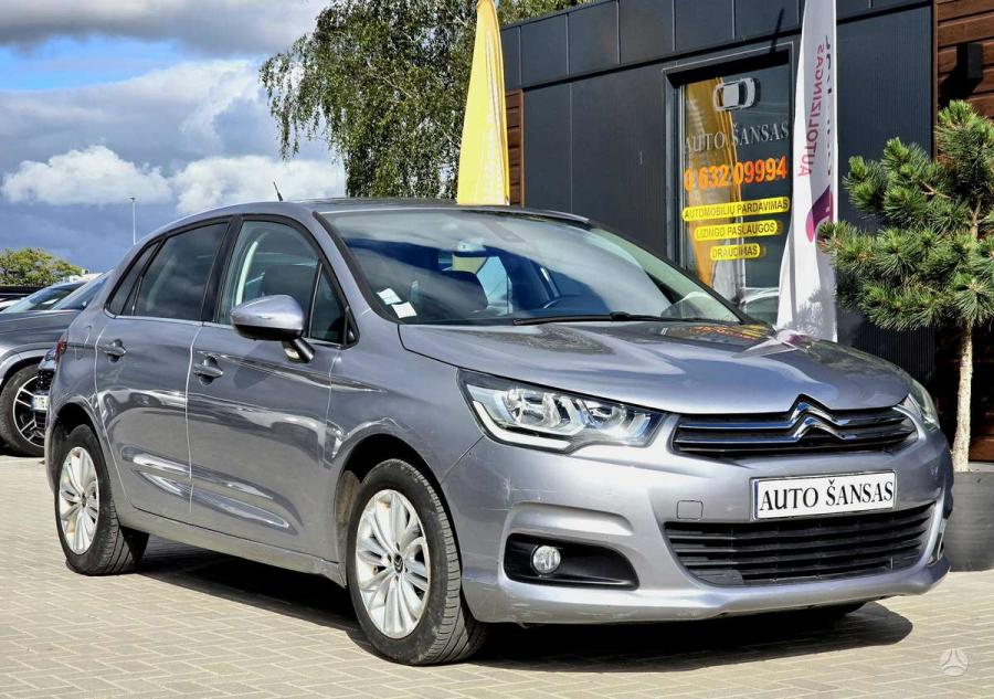 Grey Citroen C4 2017 in Taurage, with an engine capacity of 1.20 L and mileage of 58 thousand km for 3000 €, photo 1 on AUTOMOTO.COM.LV