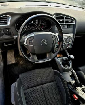 Grey Citroen C4 2017 in Taurage, with an engine capacity of 1.20 L and mileage of 58 thousand km for 3000 €, photo 19 on AUTOMOTO.COM.LV