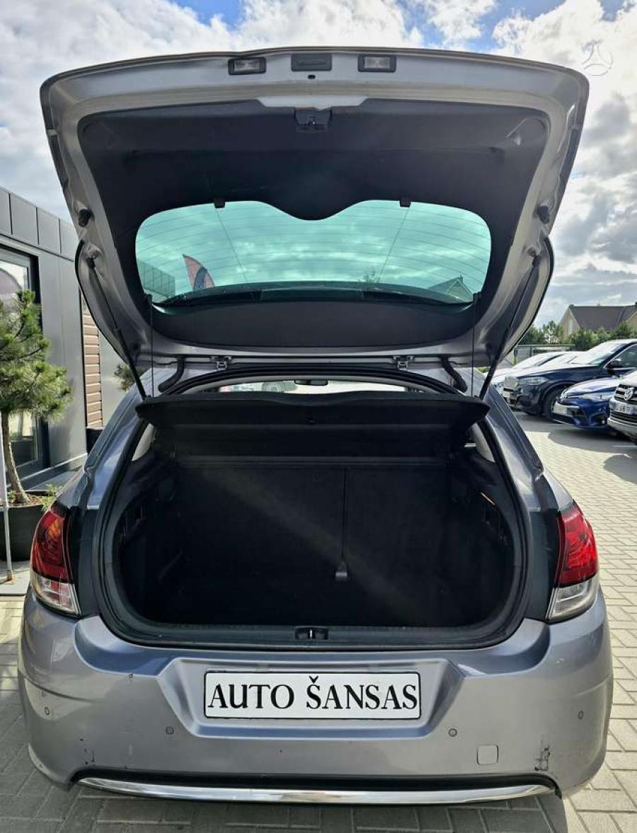 Grey Citroen C4 2017 in Taurage, with an engine capacity of 1.20 L and mileage of 58 thousand km for 3000 €, photo 30 on AUTOMOTO.COM.LV