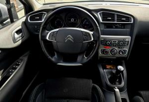 Grey Citroen C4 2017 in Taurage, with an engine capacity of 1.20 L and mileage of 58 thousand km for 3000 €, photo 15 on AUTOMOTO.COM.LV