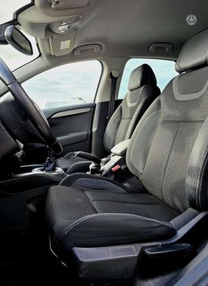 Grey Citroen C4 2017 in Taurage, with an engine capacity of 1.20 L and mileage of 58 thousand km for 3000 €, photo 18 on AUTOMOTO.COM.LV